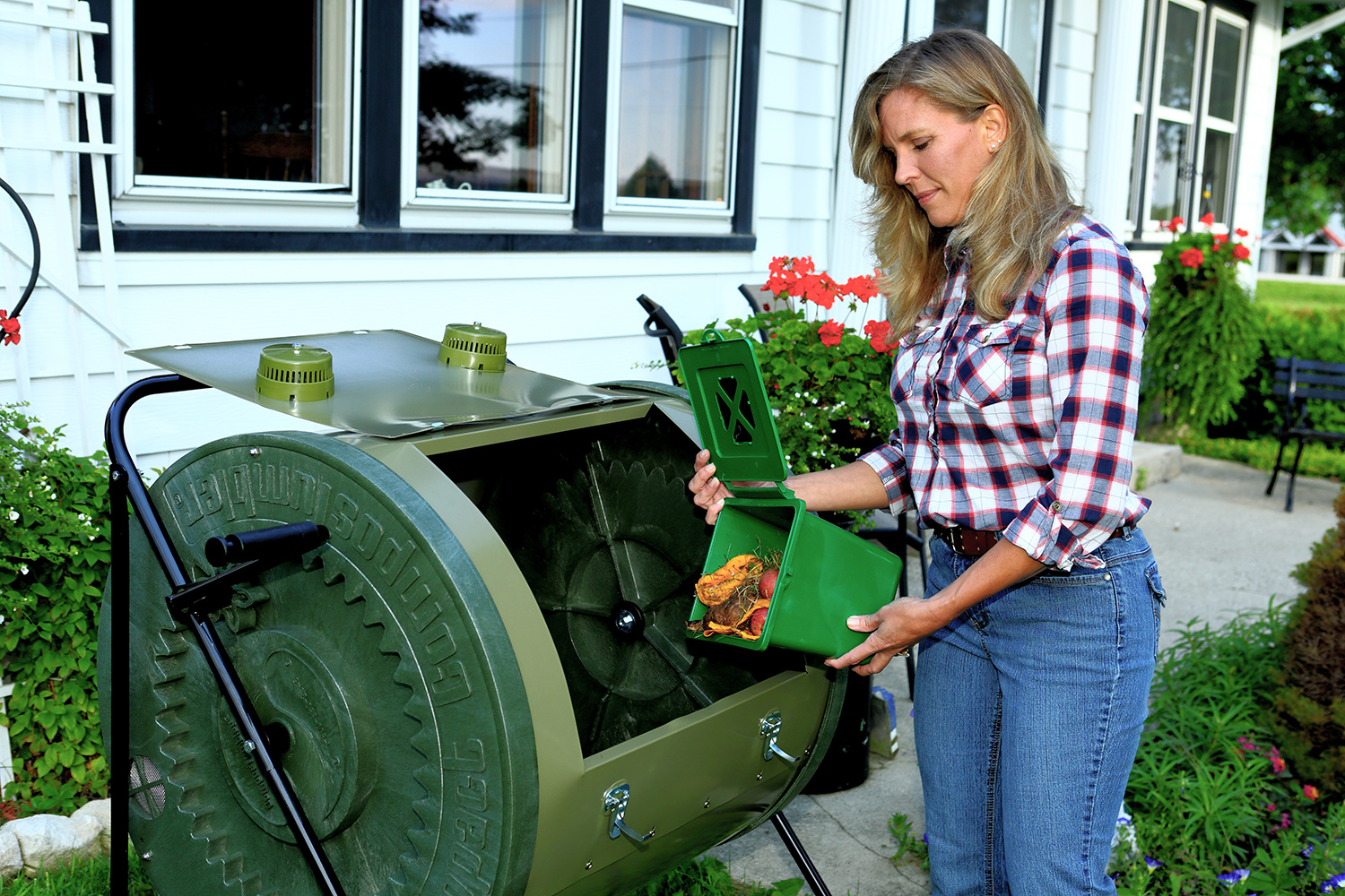 Compact ComposTumbler - CT02001 Composter | Mantis.com